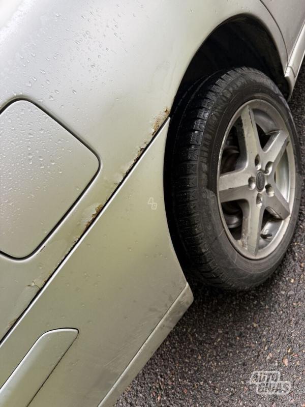 Pelēks Volvo S60 2003 Viļņa, ar dzinēja tilpumu 2.40 L un nobraukumu 376 tūkst. km par 1100 €, foto 7 vietnē AUTOMOTO.COM.LV