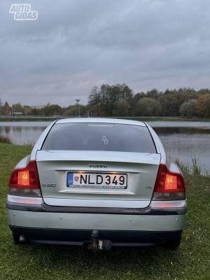 Grey Volvo S60 2003 in Salcininkai, with an engine capacity of 2.40 L and mileage of 0 thousand km for 600 €, photo 6 on AUTOMOTO.COM.LV
