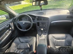 Pelēks Volvo S60 2004 Rīga, ar dzinēja tilpumu 2.40 L un nobraukumu 416 tūkst. km par 1000 €, foto 7 vietnē AUTOMOTO.COM.LV