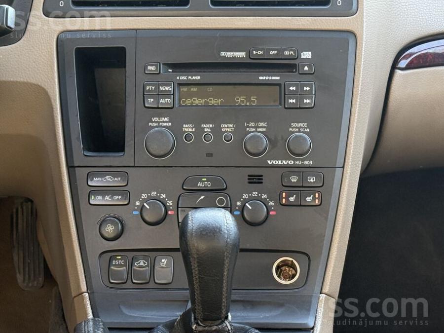 Pelēks Volvo S60 2004 Jelgava, ar dzinēja tilpumu 2.40 L un nobraukumu 403 tūkst. km par 1550 €, foto 8 vietnē AUTOMOTO.COM.LV