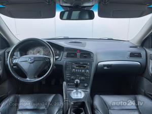 Серый Вольво С60 2004 в Тарту, объемом двигателя 2.50 л и пробегом 382 тыс. км за 2250 €, фото 12 на AUTOMOTO.COM.LV