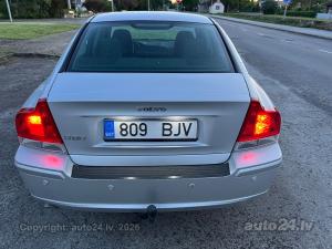 Pelēks Volvo S60 2004 Paide, ar dzinēja tilpumu 2.40 L un nobraukumu 225 tūkst. km par 3499 €, foto 8 vietnē AUTOMOTO.COM.LV