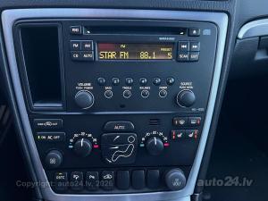 Pelēks Volvo S60 2004 Paide, ar dzinēja tilpumu 2.40 L un nobraukumu 225 tūkst. km par 3499 €, foto 13 vietnē AUTOMOTO.COM.LV