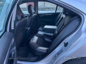 Pelēks Volvo S60 2004 Paide, ar dzinēja tilpumu 2.40 L un nobraukumu 225 tūkst. km par 3499 €, foto 14 vietnē AUTOMOTO.COM.LV