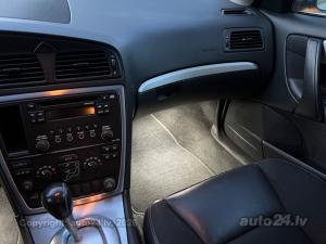 Pelēks Volvo S60 2004 Paide, ar dzinēja tilpumu 2.40 L un nobraukumu 225 tūkst. km par 3499 €, foto 15 vietnē AUTOMOTO.COM.LV