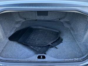 Pelēks Volvo S60 2004 Paide, ar dzinēja tilpumu 2.40 L un nobraukumu 225 tūkst. km par 3499 €, foto 16 vietnē AUTOMOTO.COM.LV
