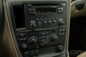 Grey Volvo S60 2004 in Jelgava, with an engine capacity of 2.40 L and mileage of 412 thousand km for 1790 €, photo 14 on AUTOMOTO.COM.LV