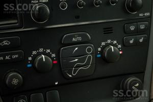 Grey Volvo S60 2004 in Jelgava, with an engine capacity of 2.40 L and mileage of 412 thousand km for 1790 €, photo 15 on AUTOMOTO.COM.LV
