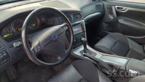 Pelēks Volvo S60 2004 Rīga, ar dzinēja tilpumu 2.40 L un nobraukumu 334 tūkst. km par 2990 €, foto 4 vietnē AUTOMOTO.COM.LV