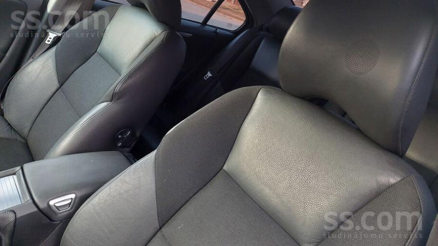Pelēks Volvo S60 2004 Rīga, ar dzinēja tilpumu 2.40 L un nobraukumu 334 tūkst. km par 2990 €, foto 5 vietnē AUTOMOTO.COM.LV