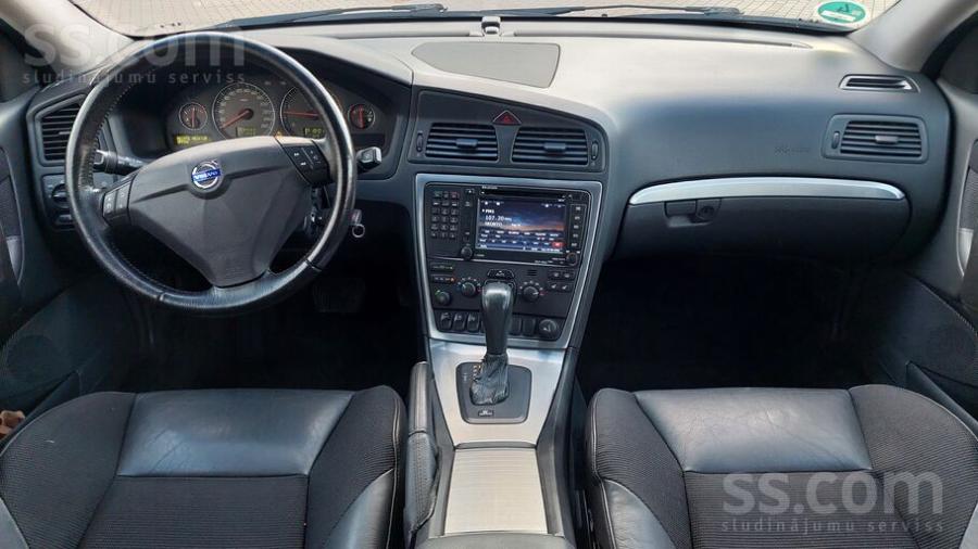 Pelēks Volvo S60 2004 Rīga, ar dzinēja tilpumu 2.40 L un nobraukumu 334 tūkst. km par 2990 €, foto 16 vietnē AUTOMOTO.COM.LV