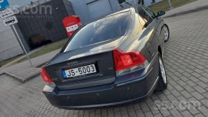Pelēks Volvo S60 2004 Rīga, ar dzinēja tilpumu 2.40 L un nobraukumu 334 tūkst. km par 2990 €, foto 31 vietnē AUTOMOTO.COM.LV