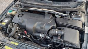 Pelēks Volvo S60 2004 Rīga, ar dzinēja tilpumu 2.40 L un nobraukumu 334 tūkst. km par 2990 €, foto 35 vietnē AUTOMOTO.COM.LV