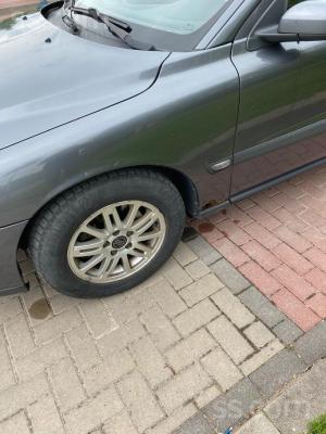 Pelēks Volvo S60 2004 Dobele, ar dzinēja tilpumu 2.40 L un nobraukumu 432 tūkst. km par 600 €, foto 7 vietnē AUTOMOTO.COM.LV