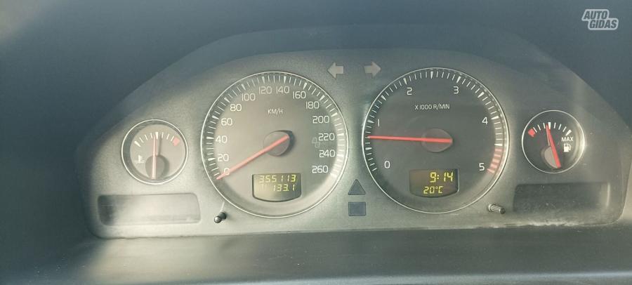 Pelēks Volvo S60 2004 Kupiškis, ar dzinēja tilpumu 2.40 L un nobraukumu 350 tūkst. km par 1550 €, foto 11 vietnē AUTOMOTO.COM.LV
