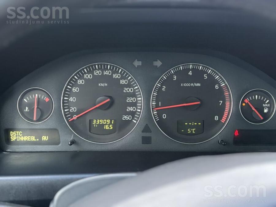 Pelēks Volvo S60 2004 Daugavpils, ar dzinēja tilpumu 2.50 L un nobraukumu 339 tūkst. km par 2200 €, foto 9 vietnē AUTOMOTO.COM.LV