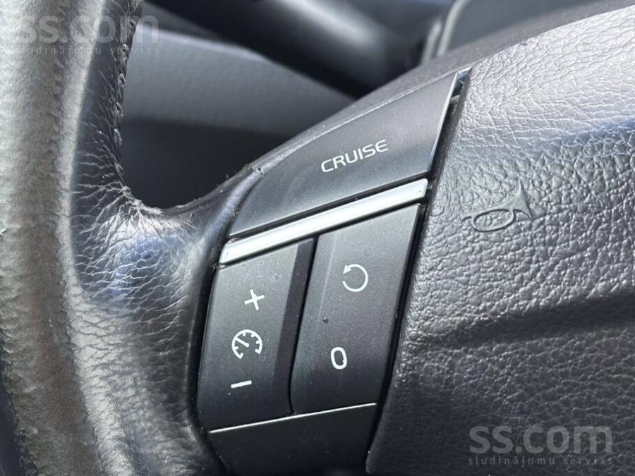 Pelēks Volvo S60 2004 Daugavpils, ar dzinēja tilpumu 2.50 L un nobraukumu 339 tūkst. km par 2200 €, foto 11 vietnē AUTOMOTO.COM.LV