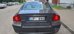 Pelēks Volvo S60 2004 Daugavpils, ar dzinēja tilpumu 2.40 L un nobraukumu 360 tūkst. km par 1600 €, foto 8 vietnē AUTOMOTO.COM.LV