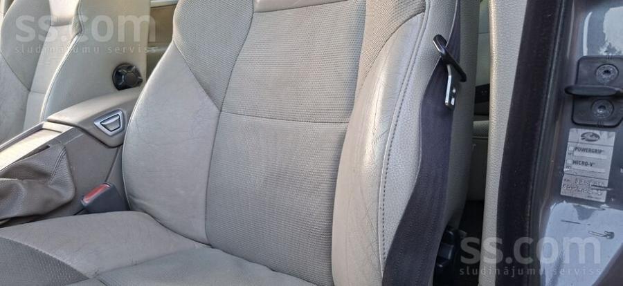 Pelēks Volvo S60 2004 Daugavpils, ar dzinēja tilpumu 2.40 L un nobraukumu 360 tūkst. km par 1600 €, foto 18 vietnē AUTOMOTO.COM.LV