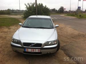 Grey Volvo S60 2004 in Daugavpils, with an engine capacity of 2.40 L and mileage of 300 thousand km for 1500 €, photo  on AUTOMOTO.COM.LV