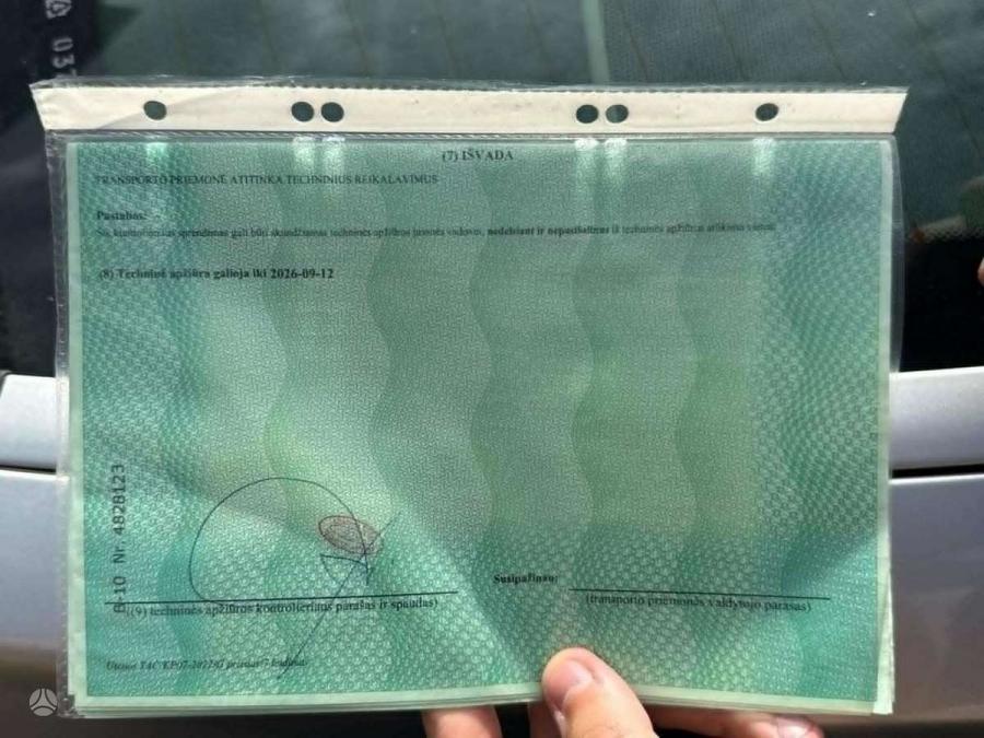 Pelēks Volvo S60 2004 Viļņa, ar dzinēja tilpumu 2.40 L un nobraukumu 446 tūkst. km par 700 €, foto 13 vietnē AUTOMOTO.COM.LV