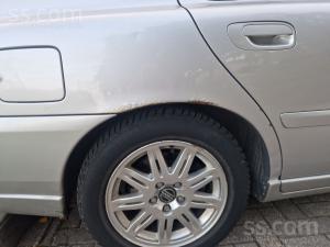 Grey Volvo S60 2004 in Riga, with an engine capacity of 2.40 L and mileage of 423 thousand km for 1300 €, photo 6 on AUTOMOTO.COM.LV