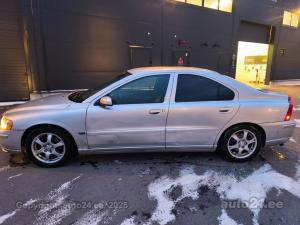 Grey Volvo S60 2005 in Tallinn, with an engine capacity of 2.40 L and mileage of 0 thousand km for 1900 €, photo 7 on AUTOMOTO.COM.LV
