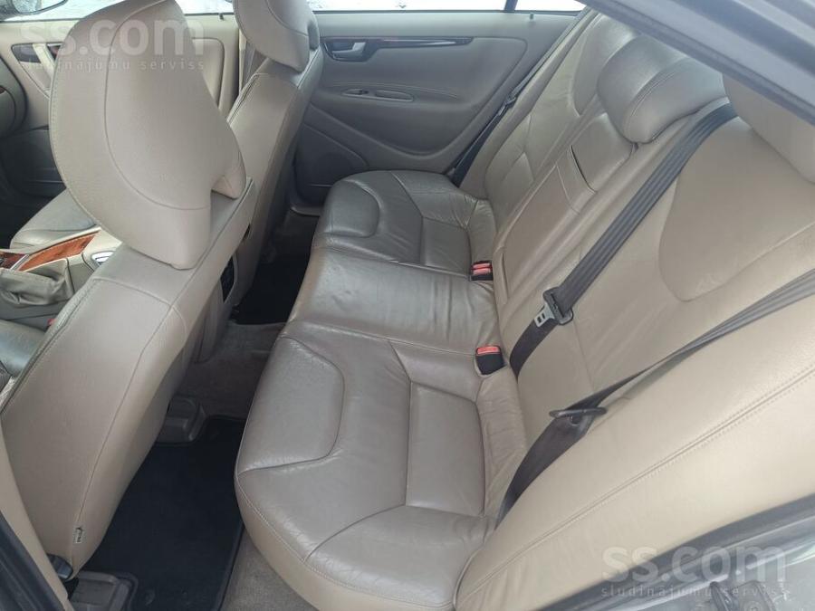Pelēks Volvo S60 2005 Cēsis, ar dzinēja tilpumu 2.40 L un nobraukumu 400 tūkst. km par 3000 €, foto 8 vietnē AUTOMOTO.COM.LV