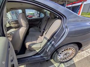 Grey Volvo S60 2005 in Vilnius, with an engine capacity of 1.98 L and mileage of 296 thousand km for 2599 €, photo 8 on AUTOMOTO.COM.LV