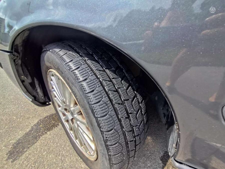 Grey Volvo S60 2005 in Vilnius, with an engine capacity of 1.98 L and mileage of 296 thousand km for 2599 €, photo 21 on AUTOMOTO.COM.LV