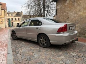 Pelēks Volvo S60 2005 Cēsis, ar dzinēja tilpumu 2.40 L un nobraukumu 418 tūkst. km par 1490 €, foto 7 vietnē AUTOMOTO.COM.LV