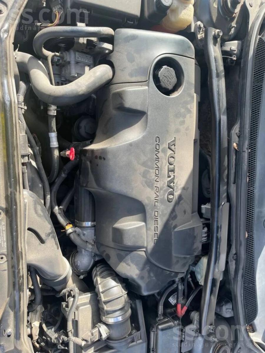 Pelēks Volvo S60 2005 Jēkabpils, ar dzinēja tilpumu 2.40 L un nobraukumu 444 tūkst. km par 1600 €, foto 12 vietnē AUTOMOTO.COM.LV