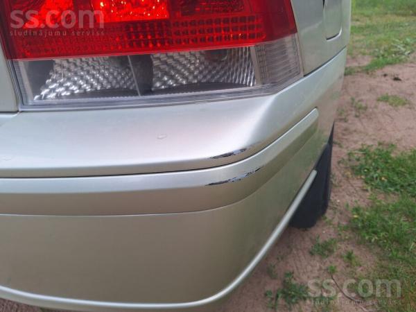Grey Volvo S60 2005 in Riga, with an engine capacity of 2.40 L and mileage of 329 thousand km for 1200 €, photo 9 on AUTOMOTO.COM.LV