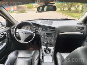 Pelēks Volvo S60 2005 Rīga, ar dzinēja tilpumu 2.40 L un nobraukumu 345 tūkst. km par 1590 €, foto 6 vietnē AUTOMOTO.COM.LV