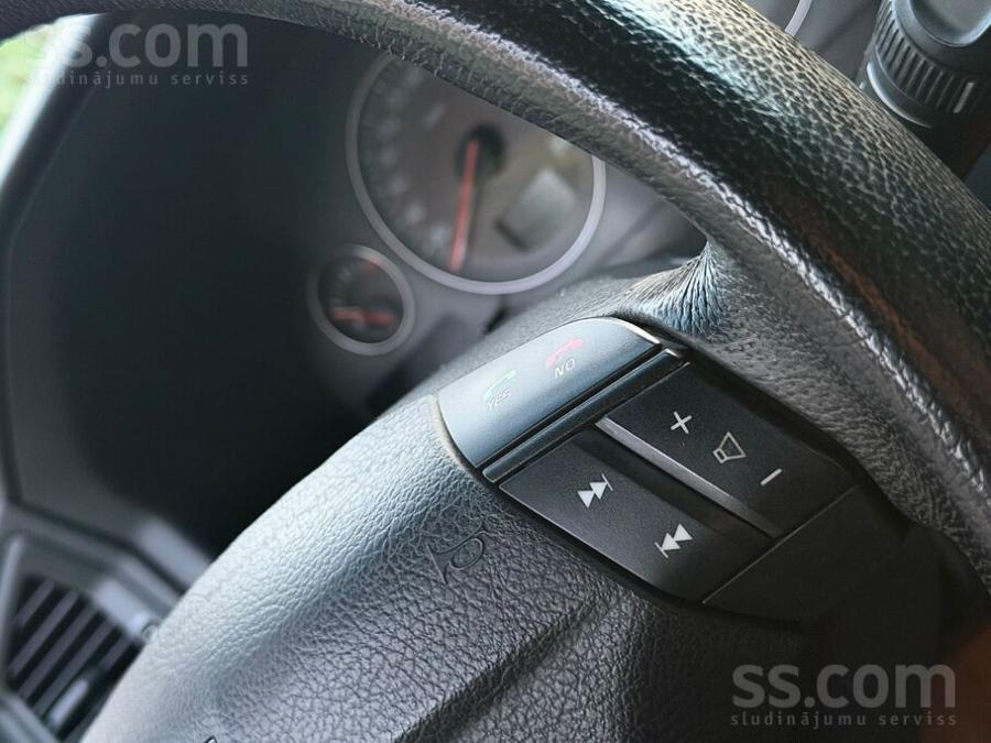 Pelēks Volvo S60 2005 Jūrmala, ar dzinēja tilpumu 2.40 L un nobraukumu 324 tūkst. km par 1450 €, foto 12 vietnē AUTOMOTO.COM.LV