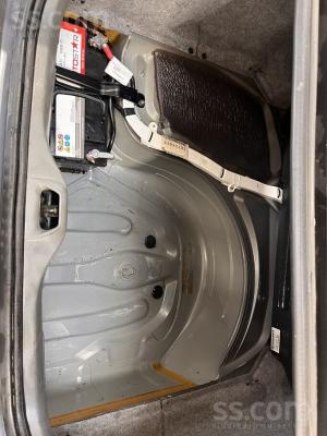 Pelēks Volvo S60 2005 Tukums, ar dzinēja tilpumu 2.40 L un nobraukumu 297 tūkst. km par 2100 €, foto 8 vietnē AUTOMOTO.COM.LV