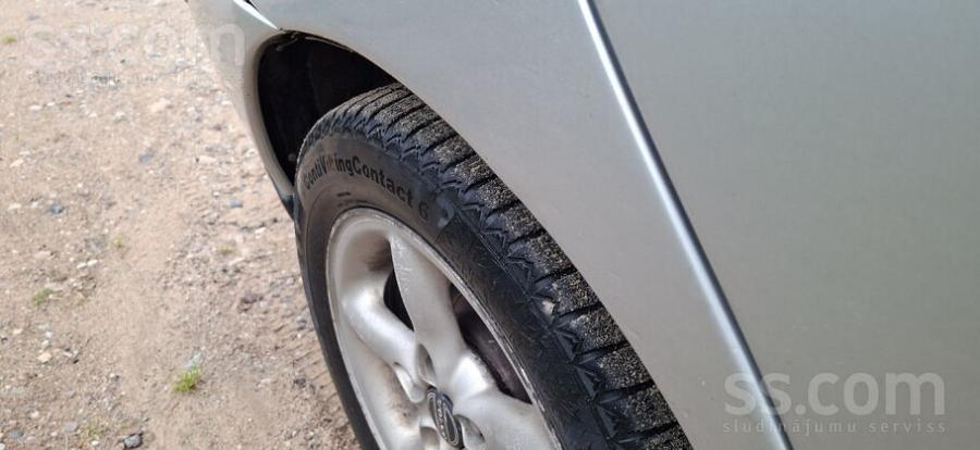 Pelēks Volvo S60 2005 Daugavpils, ar dzinēja tilpumu 2.40 L un nobraukumu 285 tūkst. km par 1550 €, foto 15 vietnē AUTOMOTO.COM.LV