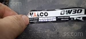 Pelēks Volvo S60 2005 Daugavpils, ar dzinēja tilpumu 2.40 L un nobraukumu 285 tūkst. km par 1550 €, foto 24 vietnē AUTOMOTO.COM.LV