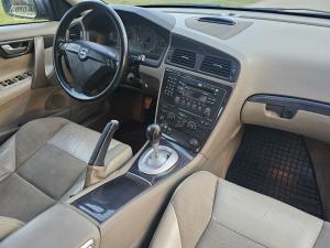 Pelēks Volvo S60 2005 Viļņa, ar dzinēja tilpumu 2.40 L un nobraukumu 319 tūkst. km par 1700 €, foto 6 vietnē AUTOMOTO.COM.LV