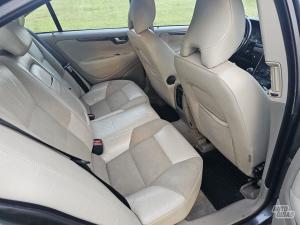 Pelēks Volvo S60 2005 Viļņa, ar dzinēja tilpumu 2.40 L un nobraukumu 319 tūkst. km par 1700 €, foto 7 vietnē AUTOMOTO.COM.LV