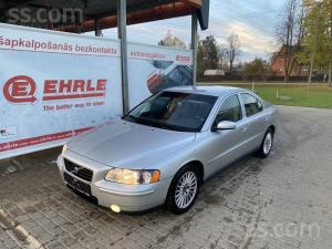 Grey Volvo S60 2005 in Balvi, with an engine capacity of 2.40 L and mileage of 311 thousand km for 3160 €, photo  on AUTOMOTO.COM.LV