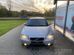 Grey Volvo S60 2005 in Balvi, with an engine capacity of 2.40 L and mileage of 311 thousand km for 3160 €, photo 9 on AUTOMOTO.COM.LV