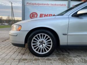 Grey Volvo S60 2005 in Balvi, with an engine capacity of 2.40 L and mileage of 311 thousand km for 3160 €, photo 16 on AUTOMOTO.COM.LV