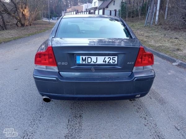 Pelēks Volvo S60 2006 Viļņa, ar dzinēja tilpumu 2.40 L un nobraukumu 343 tūkst. km par 1690 €, foto 6 vietnē AUTOMOTO.COM.LV