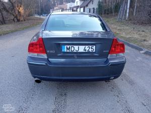 Grey Volvo S60 2006 in Vilnius, with an engine capacity of 2.40 L and mileage of 343 thousand km for 1690 €, photo 6 on AUTOMOTO.COM.LV