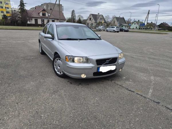 Pelēks Volvo S60 2006 Vilkaviškis, ar dzinēja tilpumu 2.40 L un nobraukumu 261 tūkst. km par 1700 €, foto 6 vietnē AUTOMOTO.COM.LV