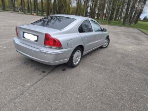 Grey Volvo S60 2006 in Vilkaviskis, with an engine capacity of 2.40 L and mileage of 261 thousand km for 1700 €, photo 9 on AUTOMOTO.COM.LV