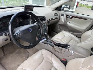 Серый Вольво С60 2006 в Авиженяй, объемом двигателя 2.40 л и пробегом 280 тыс. км за 1800 €, фото 16 на AUTOMOTO.COM.LV