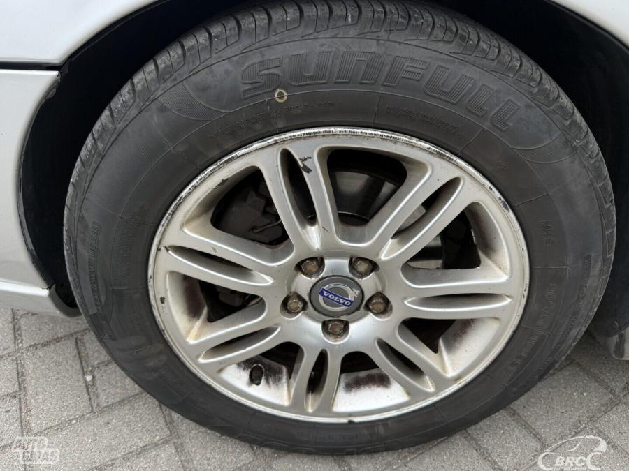 Серый Вольво С60 2006 в Авиженяй, объемом двигателя 2.40 л и пробегом 280 тыс. км за 1800 €, фото 26 на AUTOMOTO.COM.LV