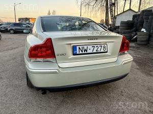 Grey Volvo S60 2006 in Riga, with an engine capacity of 2.40 L and mileage of 0 thousand km for 3550 €, photo 6 on AUTOMOTO.COM.LV